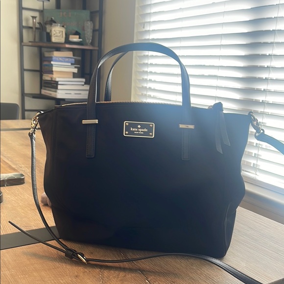 kate spade | Bags | Kate Spade Minimal Use Nice Compartments For ...